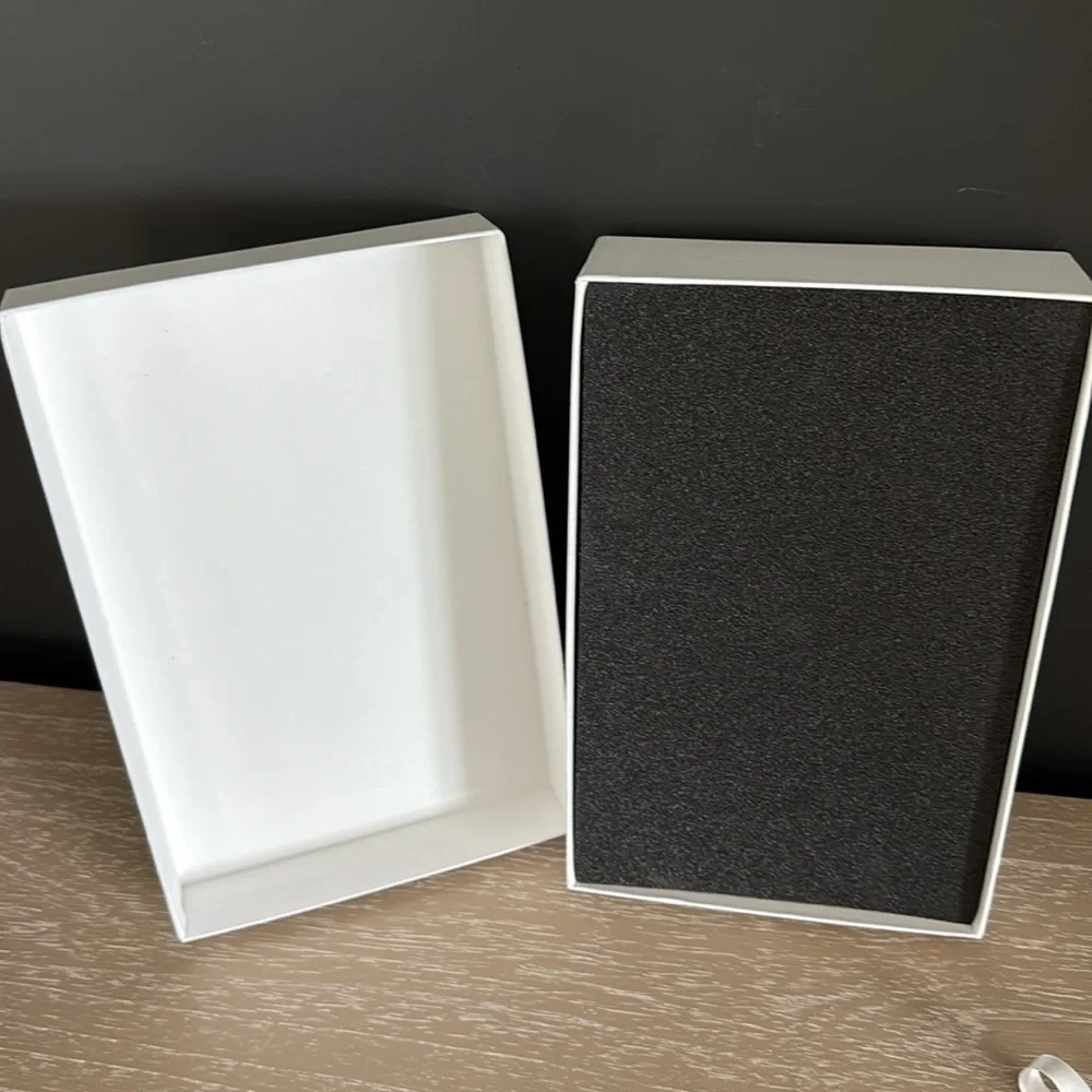 Dior | Storage & Organization | Christian Dior White Gift Box With ...